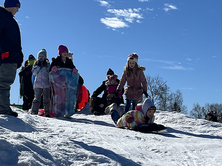 Mild temps, sunshine help make Alpena Ice Festival a hit | News, Sports ...
